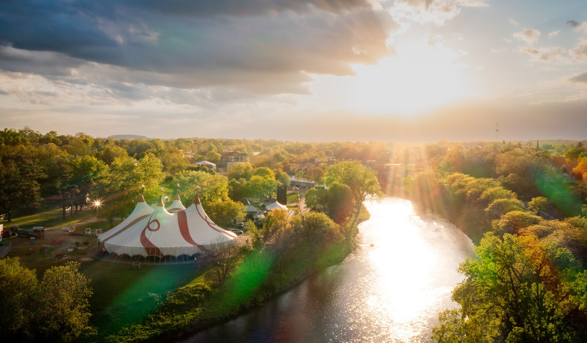 Explore - Circus World